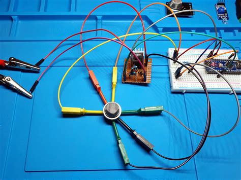 Useless Sensor Modules Based On Mq 7 And Mq 9 · One Transistor