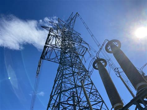 台電龍潭超高壓變電所之高壓電塔連接站。圖片來源：台電提供 電塔 電網 輸電 台電 E Info Flickr