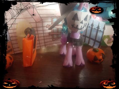 Pin By My Mlp Collection On Mlp Novelty Lamp Lava Lamp Table Lamp