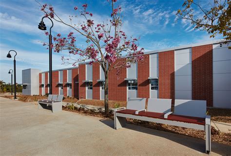 Palomar College Police Offices And Parking Structure Delawie