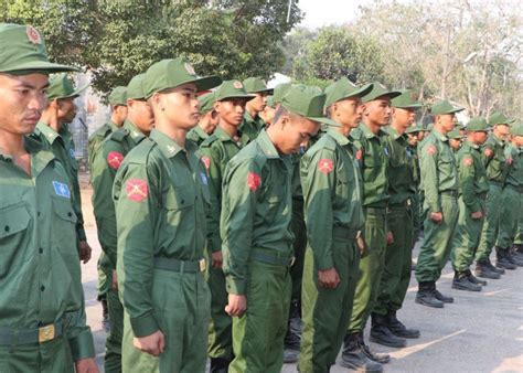 တိုက်ပွဲပြင်းထန်နေချိန် လားရှိုး စစ်တိုင်းမှူး ရာထူးမှ ဖယ်ရှားခံရ