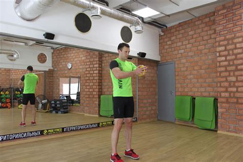 Статическое упражнение для мышц груди — как правильно делать видео техники выполнения —