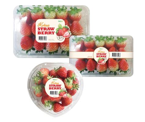 신선한 딸기가 돋보이는 딸기 라벨 디자인