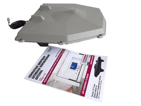 Комнатная телевизионная антенна Триада 3320 ДМВ Dvb T2 направленная активная цифровая для