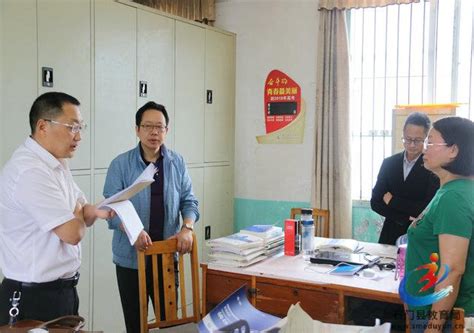 石门六中：县教研室到石门六中进行高三教学视导教学研究石门县第六中学