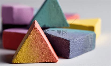 几何构图中彩色粉笔的特写高清摄影大图 千库网