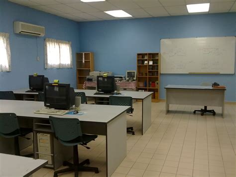 Sekolah Kebangsaan Gelong Gajah Makmal Komputer