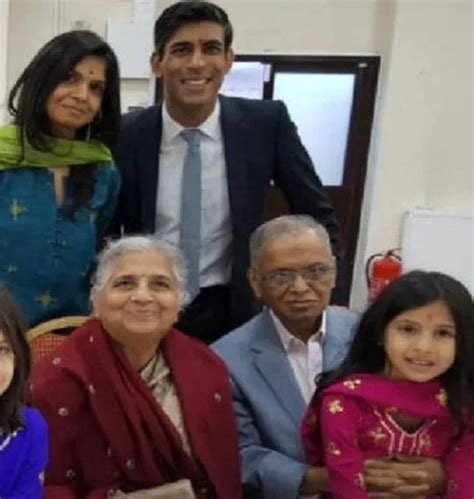 Rishi Sunak Becomes Uks First Indian Origin Prime Minister Father In