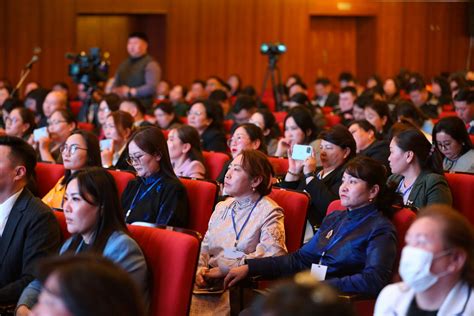 Монгол Улсын Ерөнхийлөгч У Хүрэлсүх “Эрүүл хүн эрүүл гэр бүл эрүүл хамт олон” ы төлөө