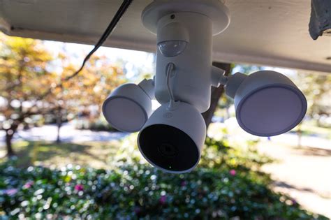 Google Nest Cam With Floodlight Review Good Security Camera Awkward Design The Verge