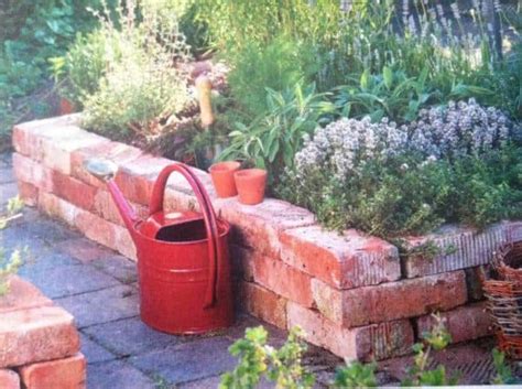 What To Do With Old Bricks Here Are 14 Ways To Reuse Them In Your Garden Recyclart