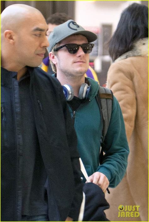 헝거게임의 조쉬 허처슨 훈훈한 팬서비스 해외 연예가 소식 네모판