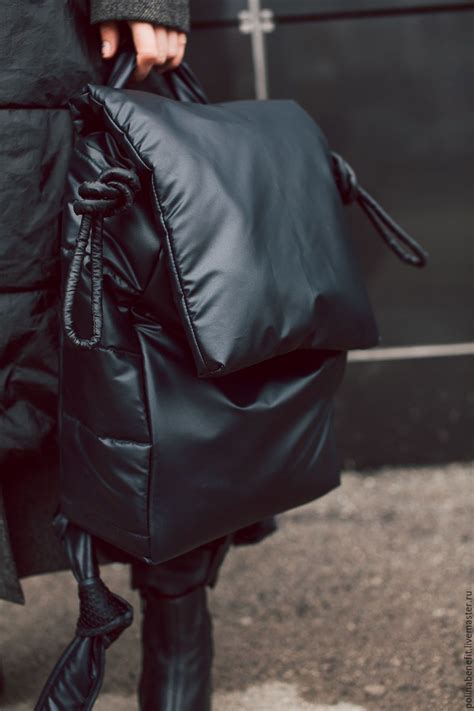 Купить или заказать Стёганый рюкзак мягкий стильный лёгкий в интернет магазине на Ярмарке