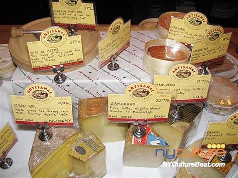 세계의 치즈 프랑스 프로마쥬fromage 브리 까망베르 콩테 로크포르 뮌스터 Food And Drink Nyculturebeat