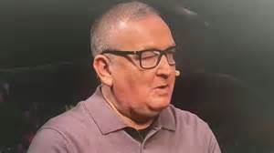 Sky Sports Pundit Glen Durrant Receives Text Live On Tv From World