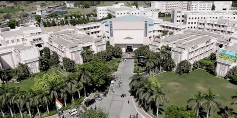 Parul University Vadodara Courses And Fees