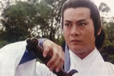 38年前的武侠经典，不输《新龙门客栈》，这才是郑少秋的颜值巅峰