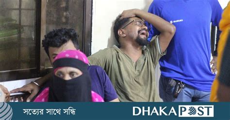 কান্না আর্তনাদে ভারী হয়ে উঠেছে হাসপাতাল