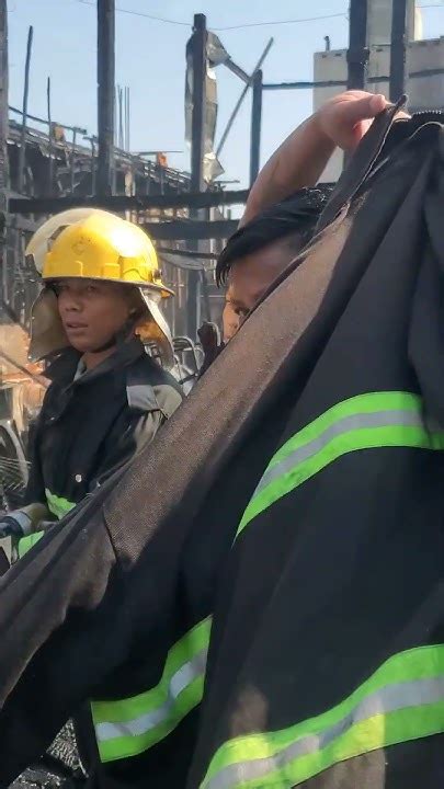 အမရပူရမြို့နယ် မှန်တန်းကွက်သစ်အတွင်း လူနေအိမ် မီးလောင်မှု့မြင်ကွင်း သတင်းရချိန် 10 13မိနစ်📷 👨‍🚒