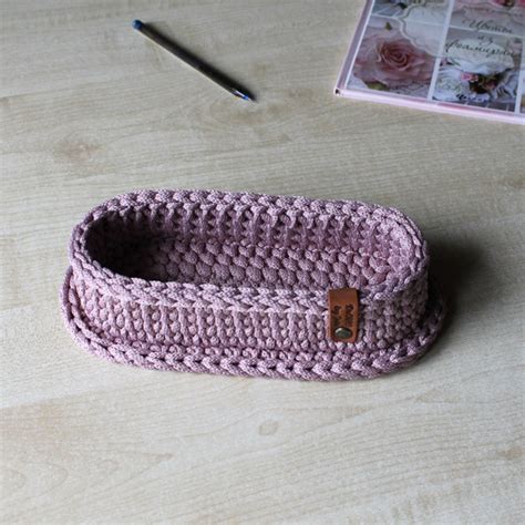 Oval Eyeglass Holder With Bottom Border Crochet Glasses Stor Inspire