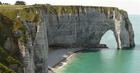 29 examples of water erosion landforms and the different types of water