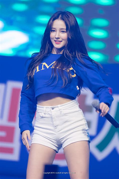 The Most Sexiest Outfit Of Nancy Momoland 900girls