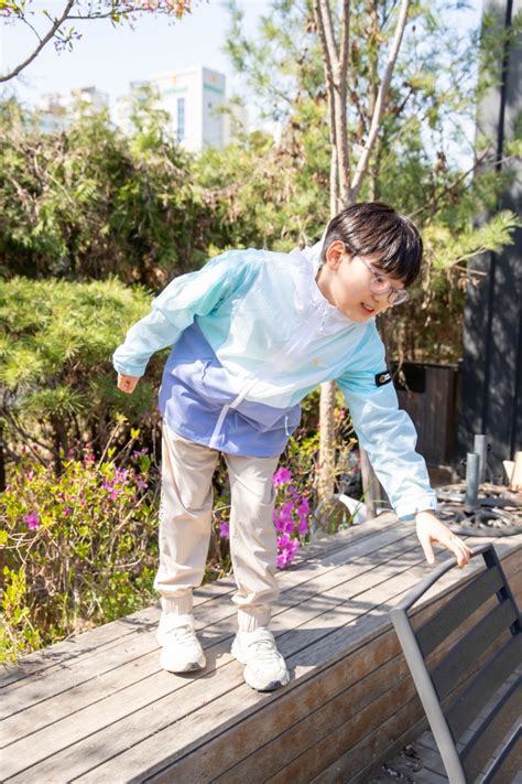 아동바람막이 초등 남아 여아 배색 화사하게 네이버 블로그