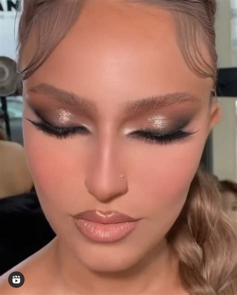 Pin Di Արաքս Դավթյան Su Make Up Trucco Per Il Viso Trucco Occhi