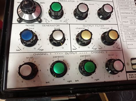 Restoring Ems Synthi Aks Museu De La Música De Barcelona Antonus