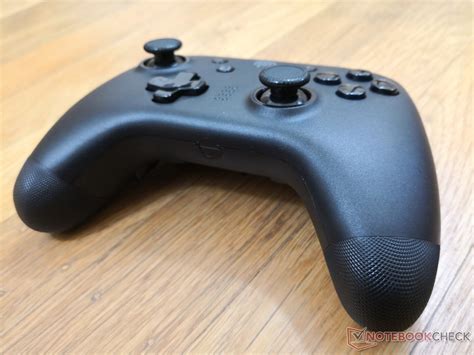 EasySMX ESM Is A Switch Pro Controller With Programmable Turbo And Macro Buttons For