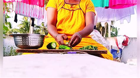 印度美丽的女仆操房主小鸡巴，泰卢固肮脏的谈话。 Xhamster