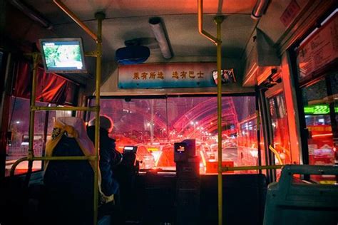 梦见开公交车是什么意思 周公解梦网