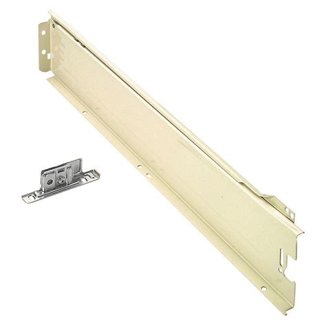 Richelieu Hardware 22 In 550 Mm Blum Metabox Cream Pull Out Drawer