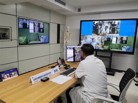 北京积水潭医院创新5g应用，完成机器人多中心联合远程骨科手术