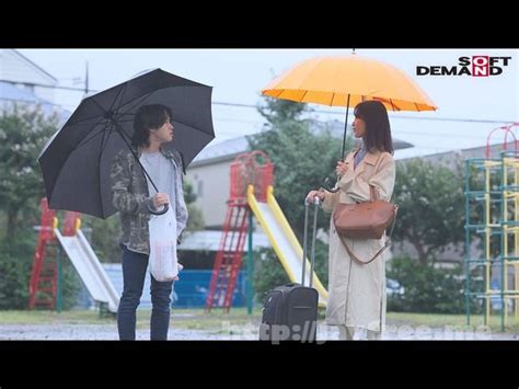 Sdmf 028 マイルドヤンキーの娘の旦那20とこっそり10 年ぶりに避妊具をつけず中出しした。桃色かぞくvol30 小野寺真優