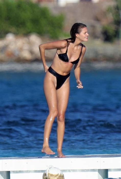 Noel Berry Nude Leaked Pics Squirting In Porn Video Update