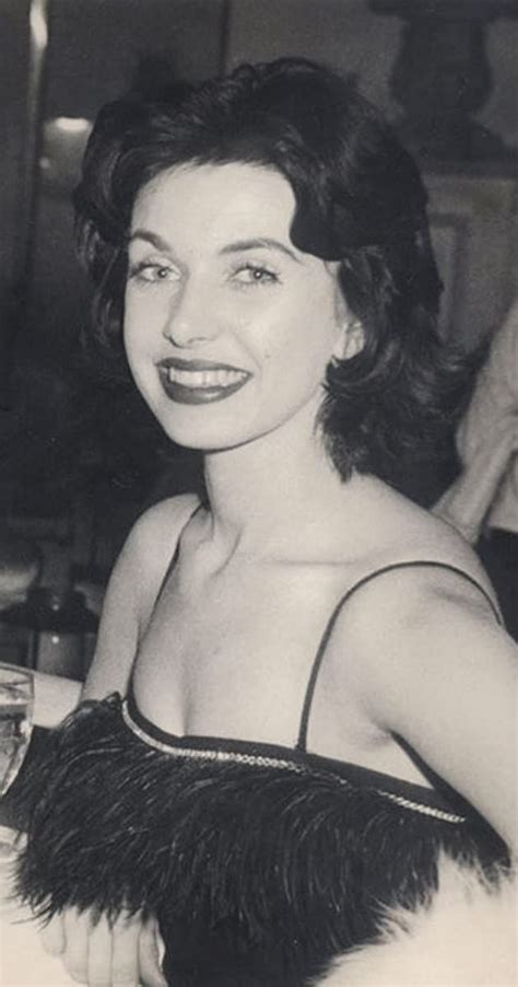 Carmen Phillips Biography Imdb Hollywood Actresses Ride The