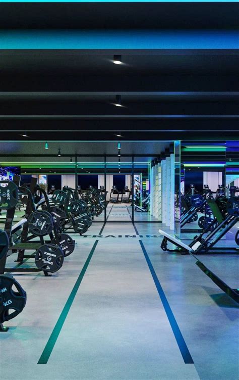 Дизайн тренажерного зала в клубе I Love Fitness