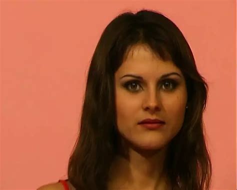 Im Sonja A Brunette Cam Girl With A Shaved Pussy And Today I Want To