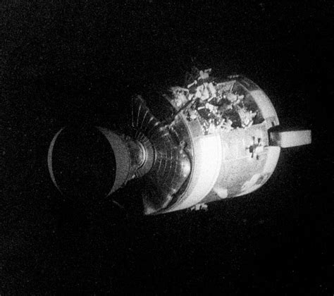 Apollo 13 Reentry Splashdown Recovery Britannica
