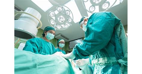 7 годишно китайче получи най малкото изкуствено сърце в света 24 Здраве