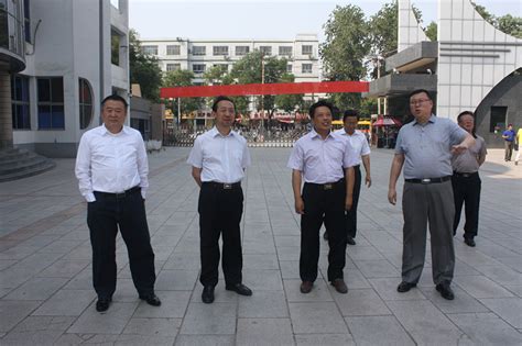 雄县中学高哲峰校长一行到我校学习交流 学校新闻 保定市第三中学