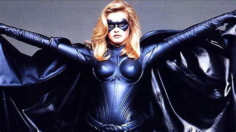 Batman And Robin Así Luce En La Actualidad Alicia Silverstone Batgirl
