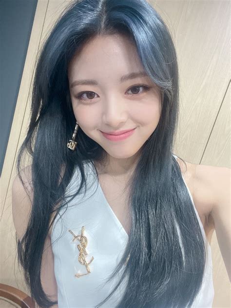 Yuna ♡⋆͛ Itzy Girl Kpop Girls