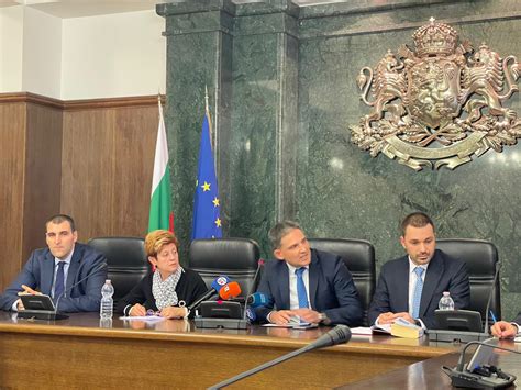 ПИК Tv Прокуратурата и ДАНС с първи подробности за арестувания в шпионаж служител на ГДБОП и за