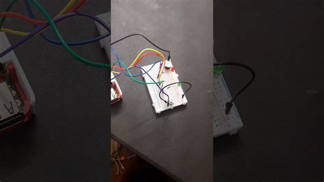 Traffic Light Simulation Using Raspberry Pi Youtube