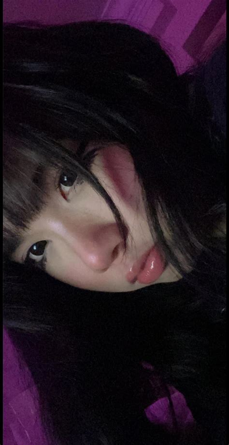 [f18] Do You Think Im Hot R Amihot