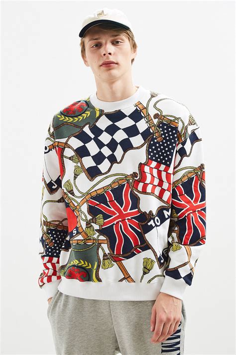 Tommy Hilfiger ‘90s Flag Crew Neck Sweatshirt Tommy Hilfiger 90s