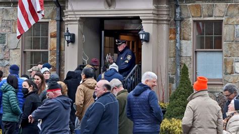 短短一周内1200亿美元流出，美国银行业危机仍在蔓延 虎嗅网