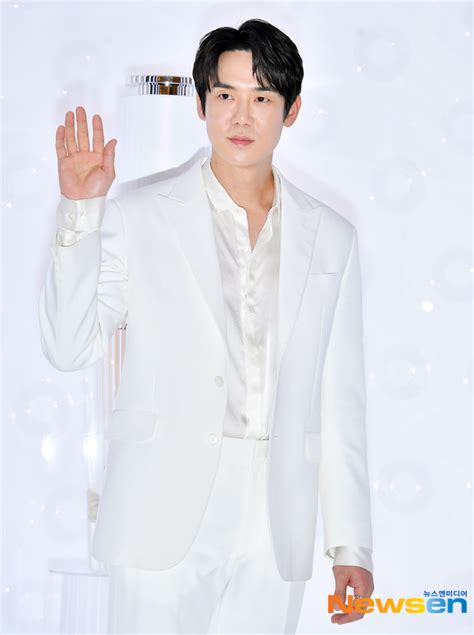 유연석 측 ‘경비원 무시 주장에 “사실무근 강력한 법적 조치”[공식] 손에 잡히는 뉴스 눈에 보이는 뉴스 뉴스엔